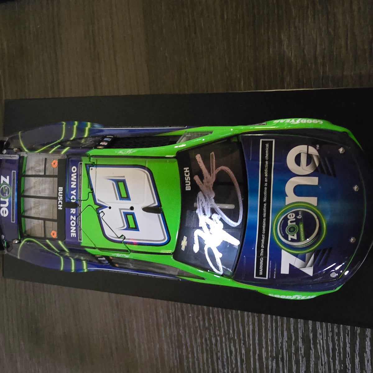 KYLE BUSCH #8 2025 ZONE 1:24 ELITE AUTOGRAPHED DIECAST – Keevado Store